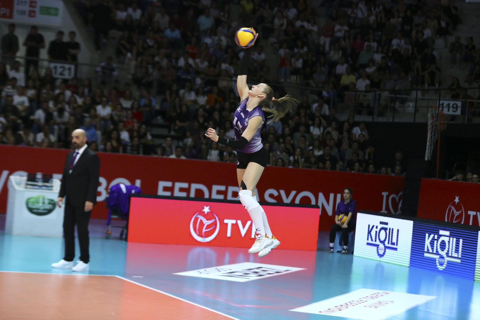 Aleksandra Uzelac - Zeren Spor Kulübü